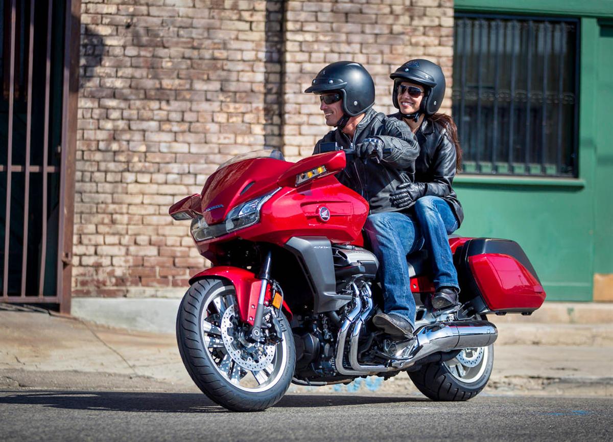 V4 powered 2014 Honda CTX1300 and CTX1300 Deluxe unveiled | Motoroids