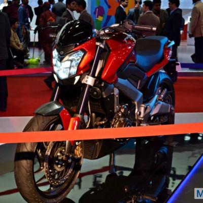Bajaj Pulsar CS 400 launch details revealed | Motoroids