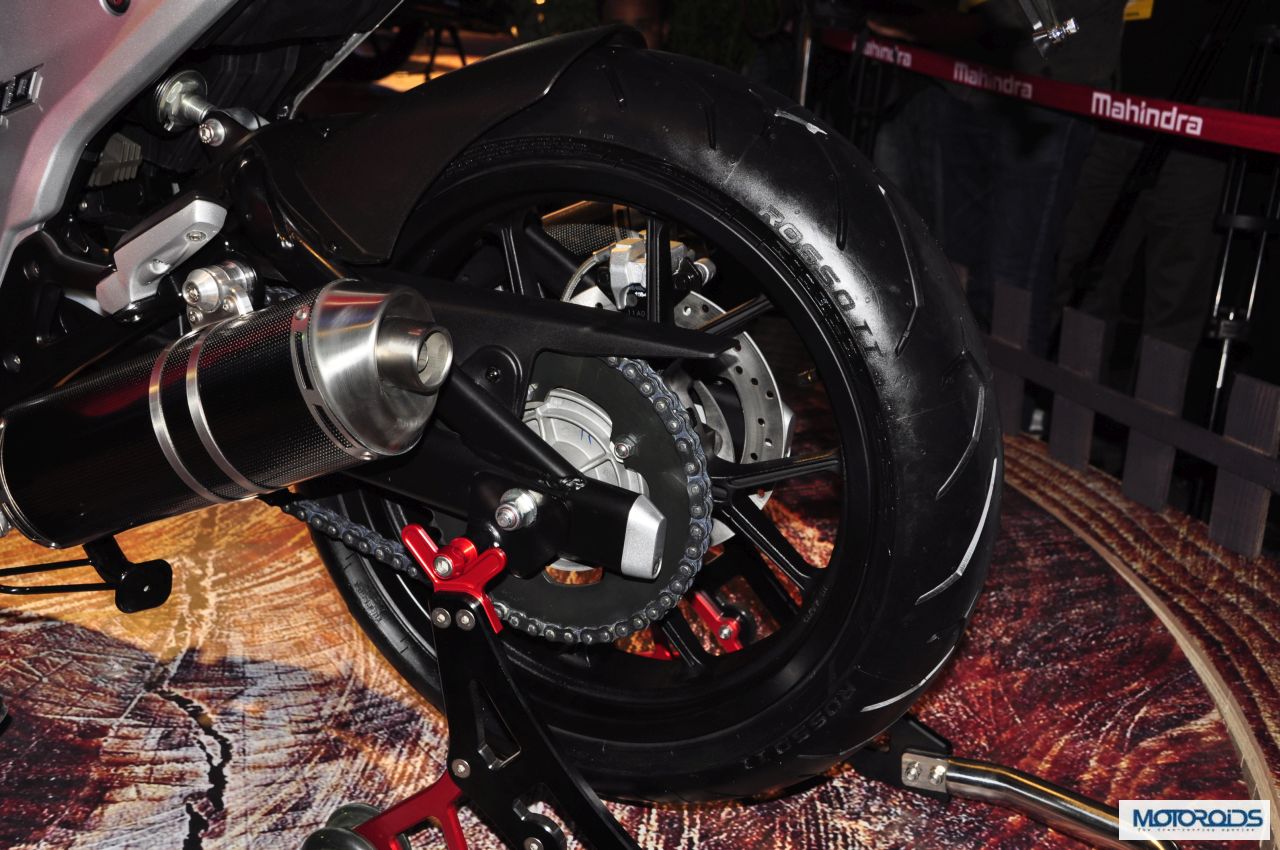 Why the Mahindra Mojo can be the biggest surprise upon launch | Motoroids