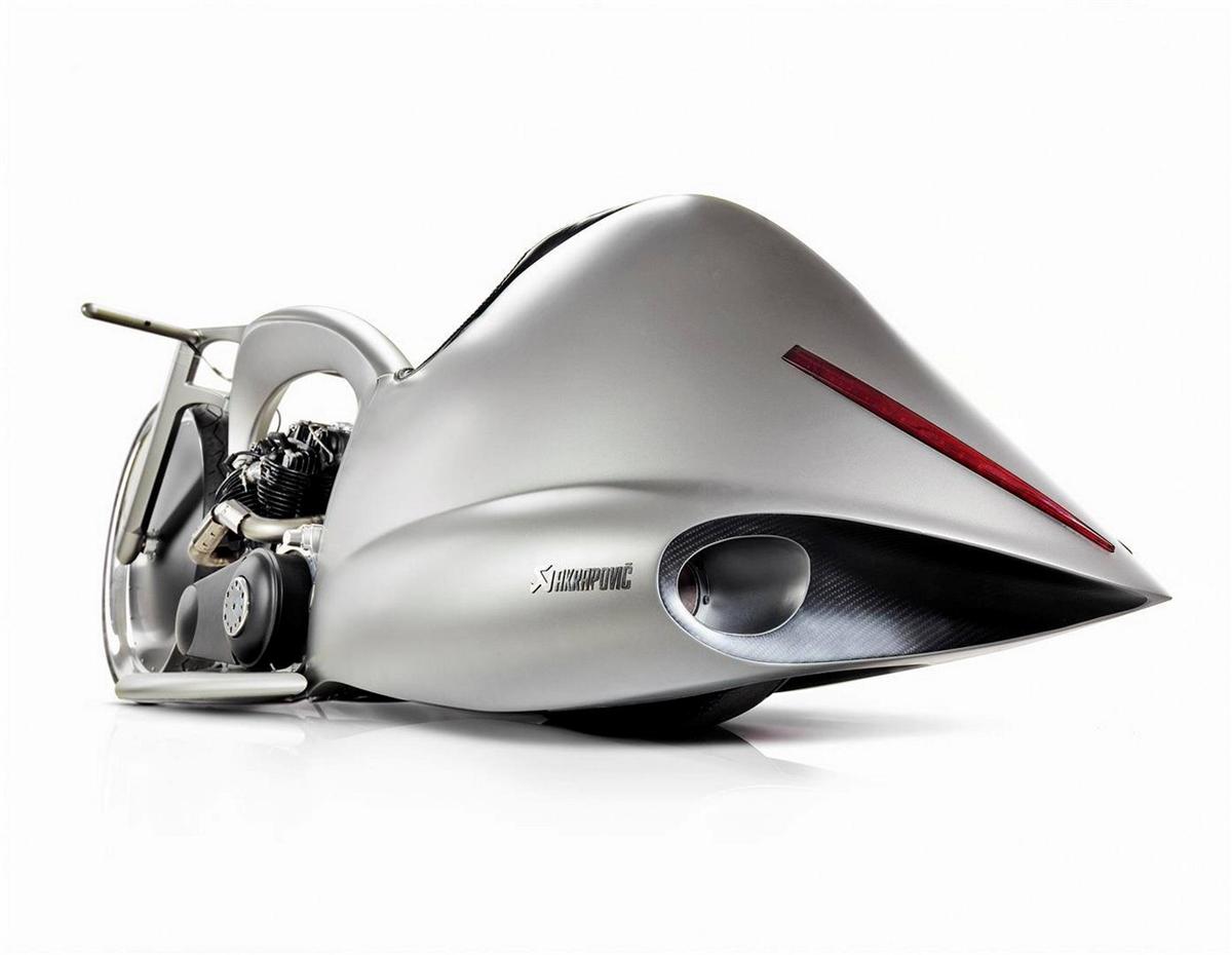 Outlandish Art: Akrapovic New Full Moon Custom Motorcycle | Motoroids