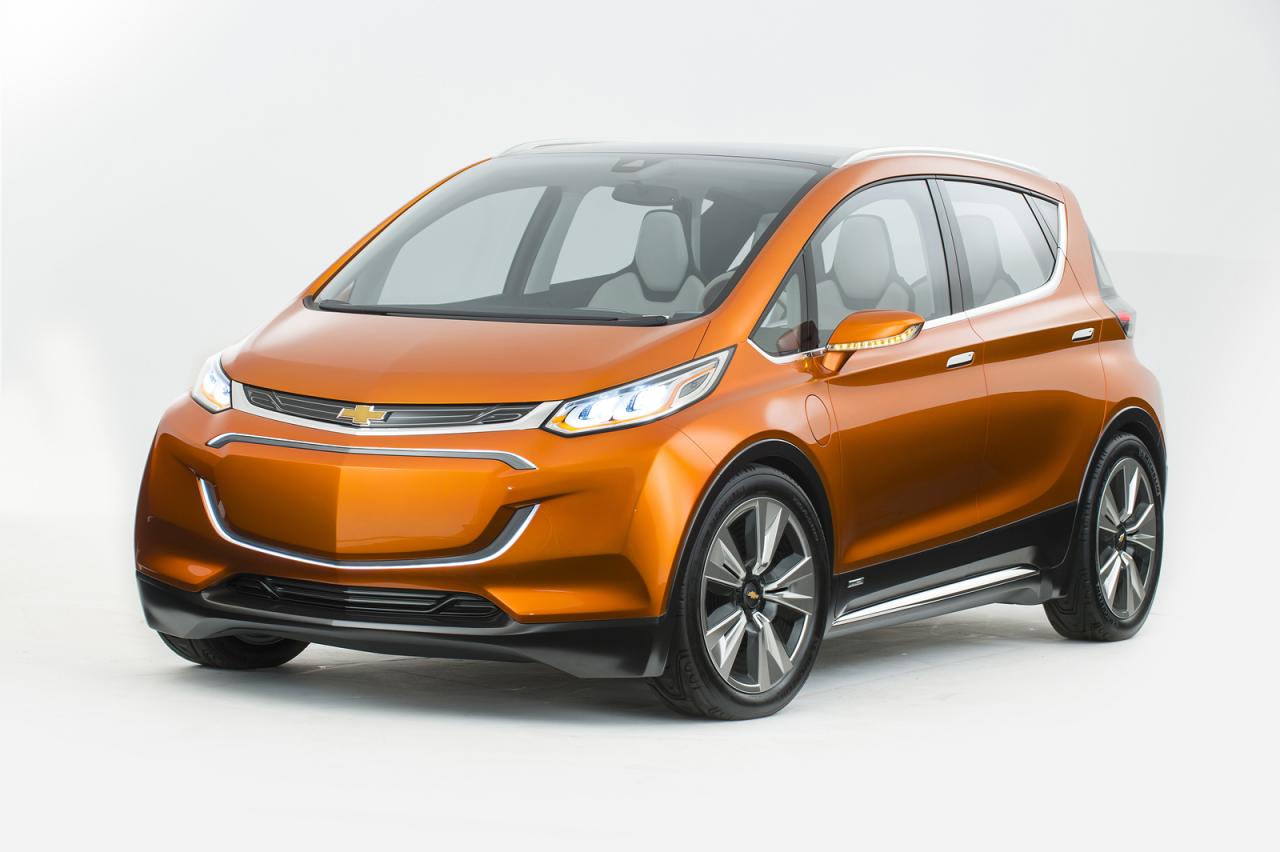 VIDEO: Chevrolet Bolt Electric Vehicle debuts at North American ...