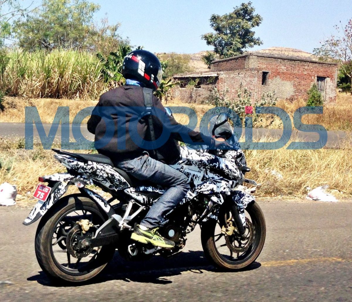 Upcoming Bajaj Pulsar 200 Adventure Sport spied | Motoroids