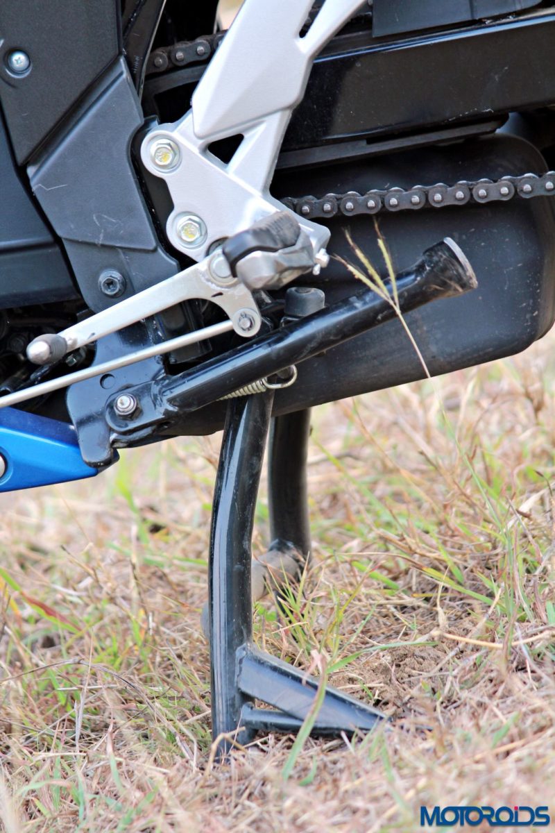 Suzuki Gixxer SF Review : The King’s New Clothes | Motoroids