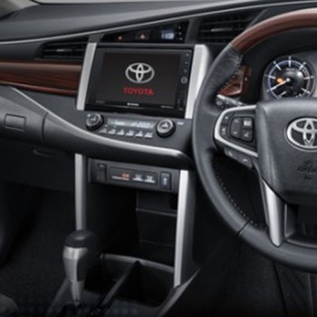 2016 Toyota Innova officially revealed: Images, details, official video ...