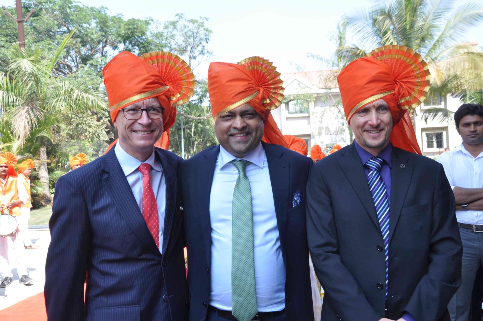 Mercedes-Benz inaugurates its second dealership in Pune; 83rd in India ...