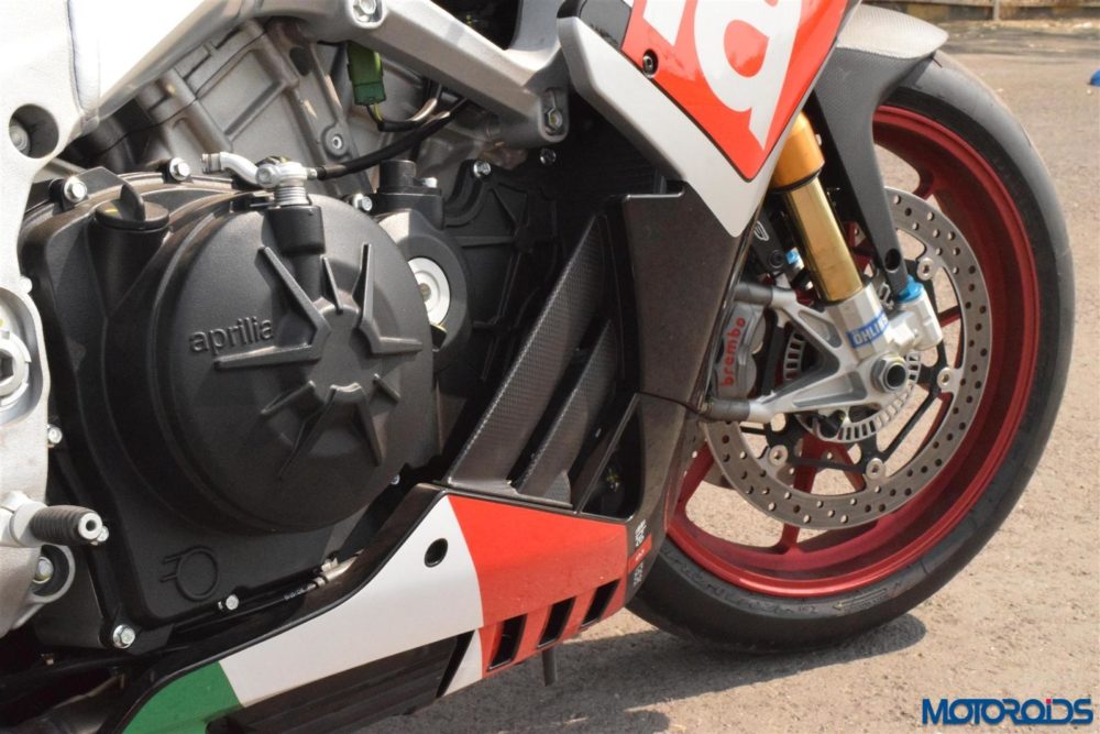 Aprilia RSV4-RF Limited Edition Review : Warp Portal | Motoroids