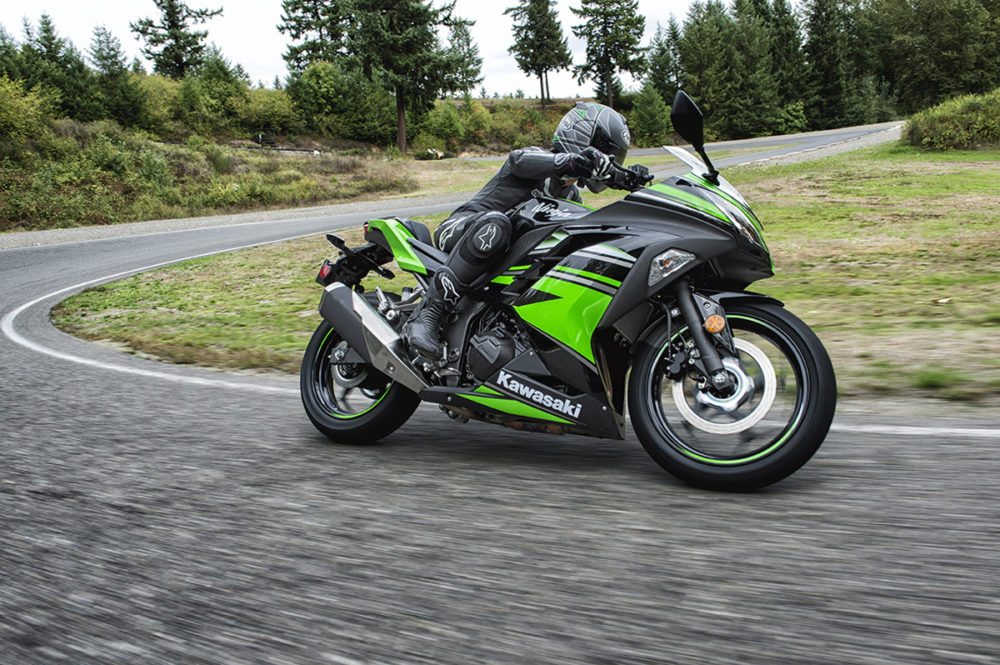 2016 Kawasaki Ninja ZX-6R, Ninja 300 get KRT graphics; Ninja 650 and ER ...