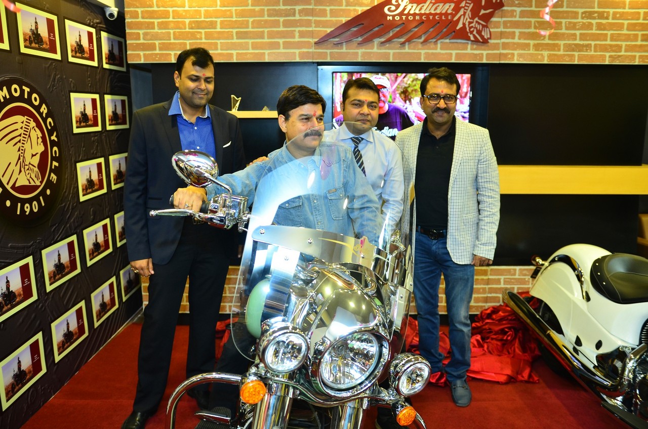 Indian Motorcycle opens its 8th Indian dealership in Kolkata | Motoroids