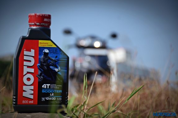 Motul All About Lubes : Choosing The Right Oil for your Scooter | Motoroids