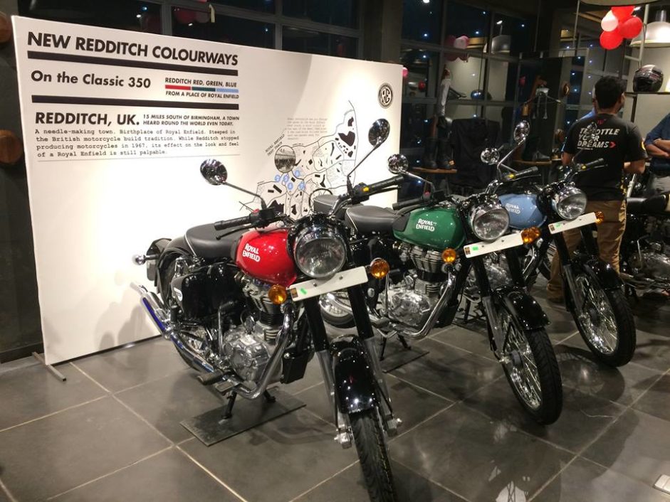 Royal Enfield Launches Classic 350 with Rear Disc Brake | Motoroids