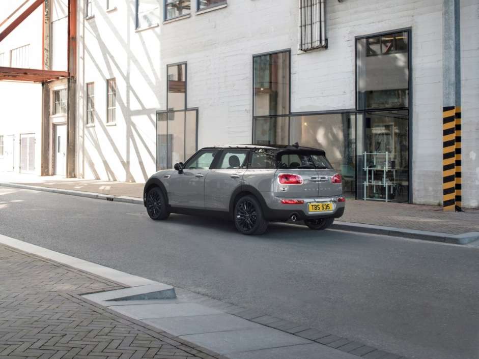 Check Out The New MINI Cooper Black Pack Clubman and MINI Cooper D ...