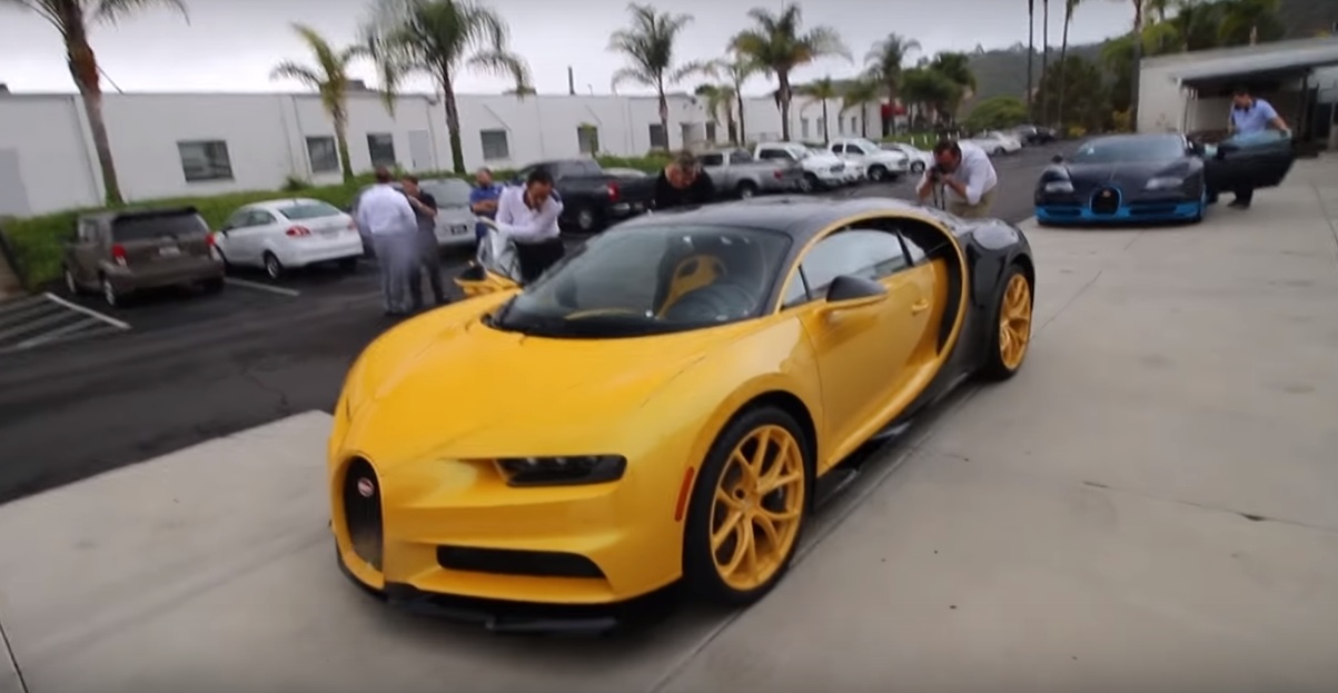 VIDEO: America’s First Bugatti Chiron Delivered, Dubbed The Hellbee ...