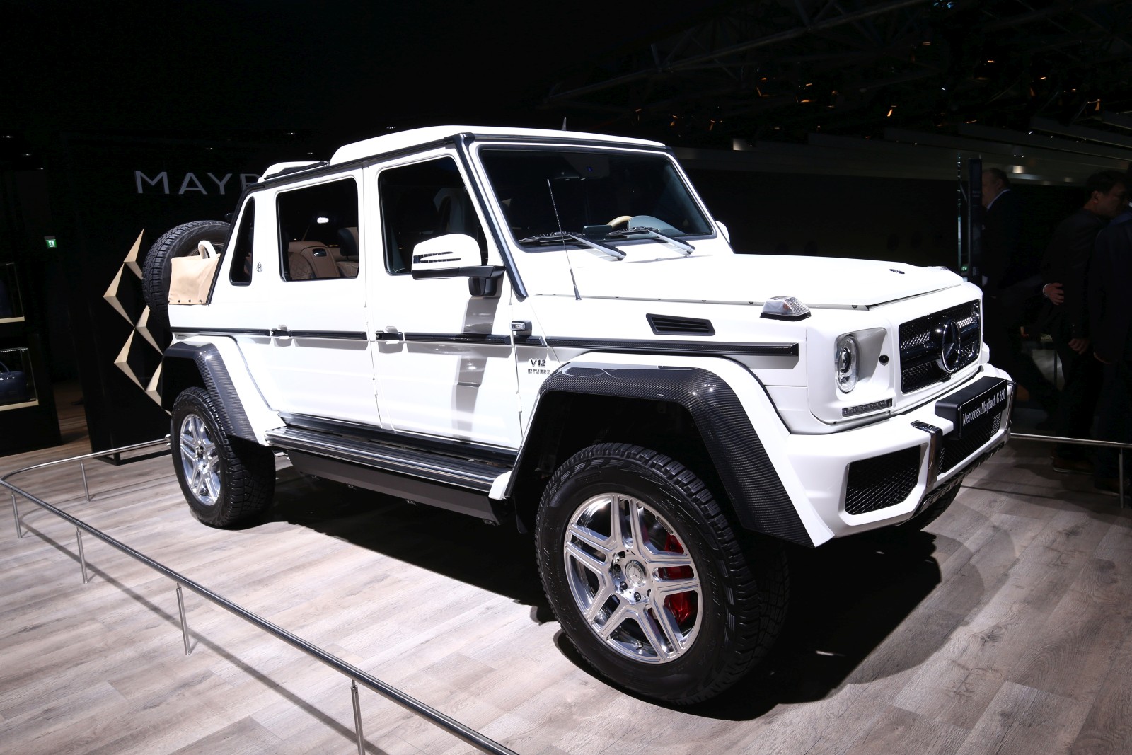 Luxurious Off-Roader Mercedes-Maybach G-650 Showcased At The Frankfurt ...