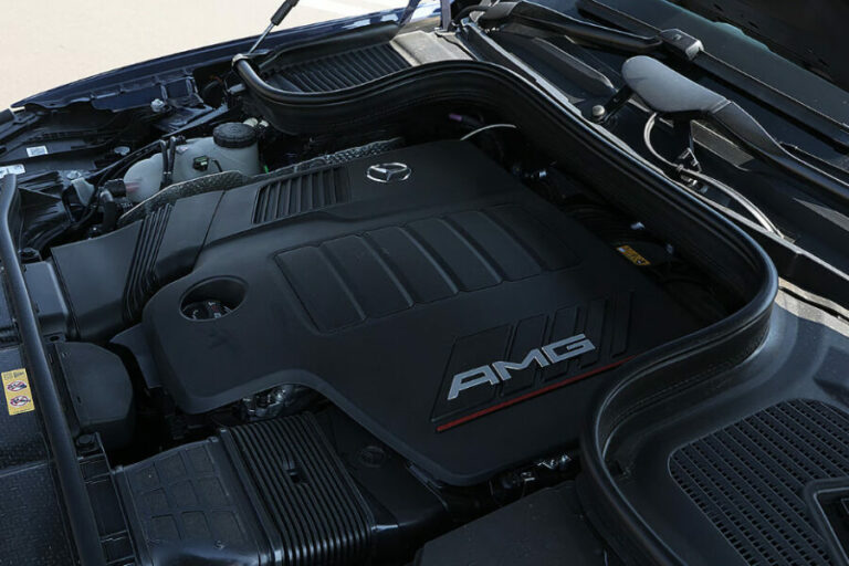 Mercedes to Sell ICE beyond 2030 | Motoroids